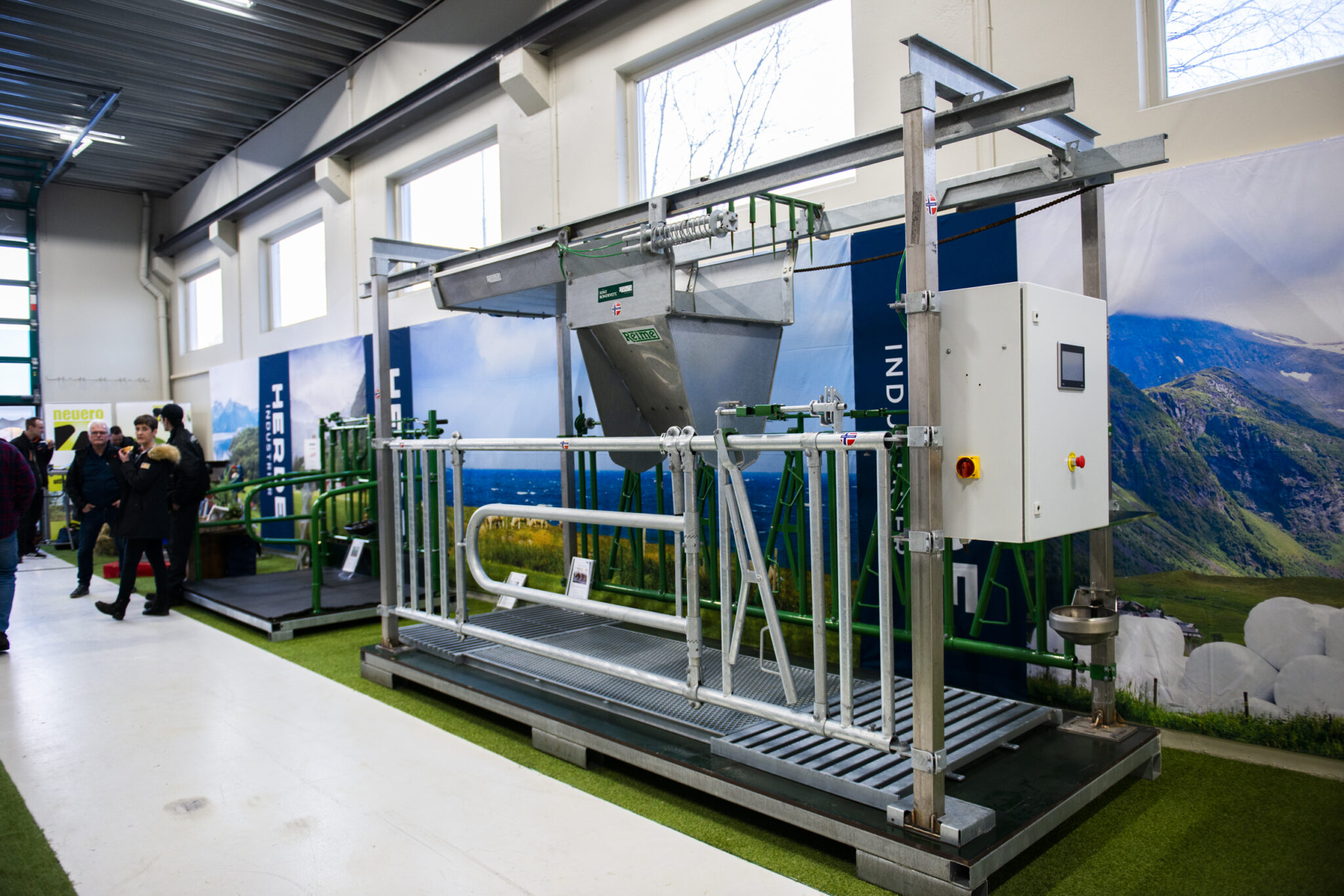 Tri-bar rister – agripro